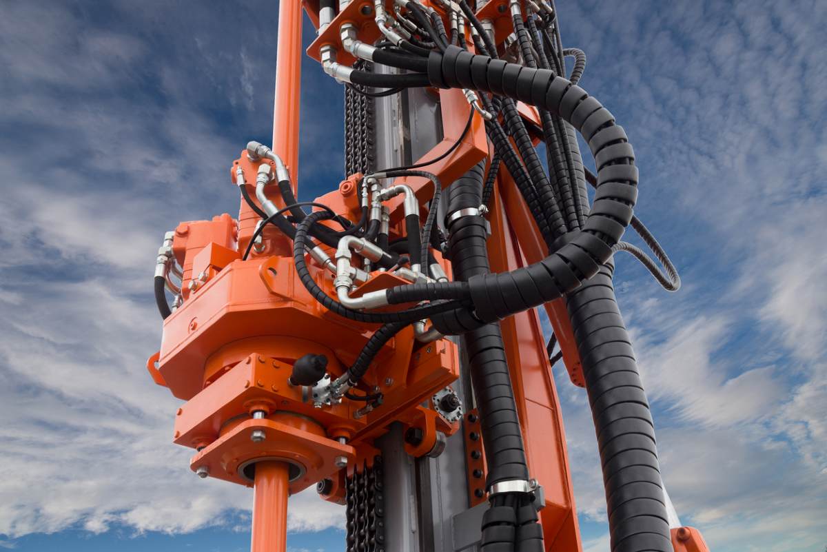 Hydraulic Hoses: Key to Heavy Machinery Performance