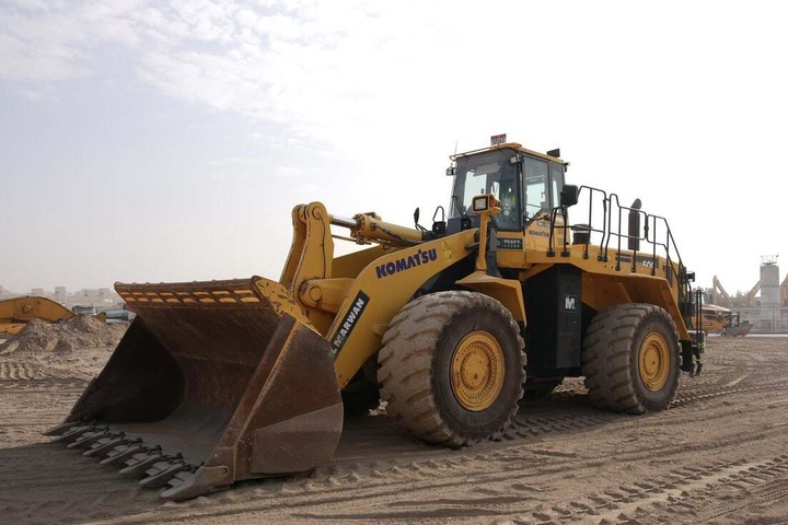 Top 5 Largest Wheel Loaders in the World | Almarwan