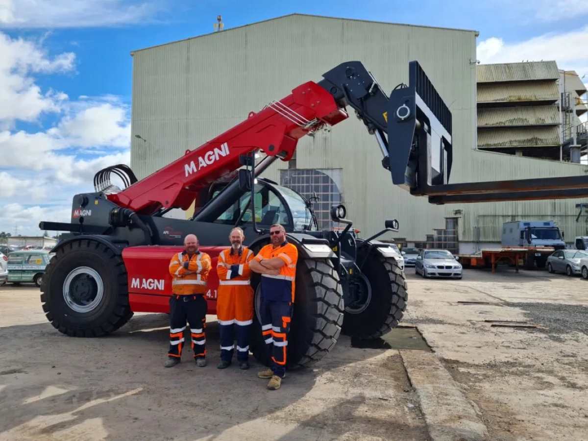 Biggest Telehandlers in the World (Ranked)
