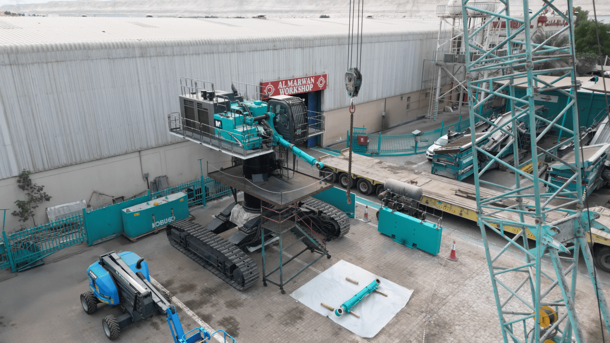 High bed Excavators from Al Marwan for Marine Projects